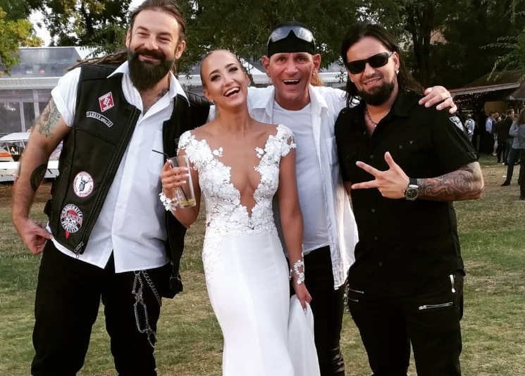 Lukács Laci elvált nála 20 évvel fiatalabb feleségétől